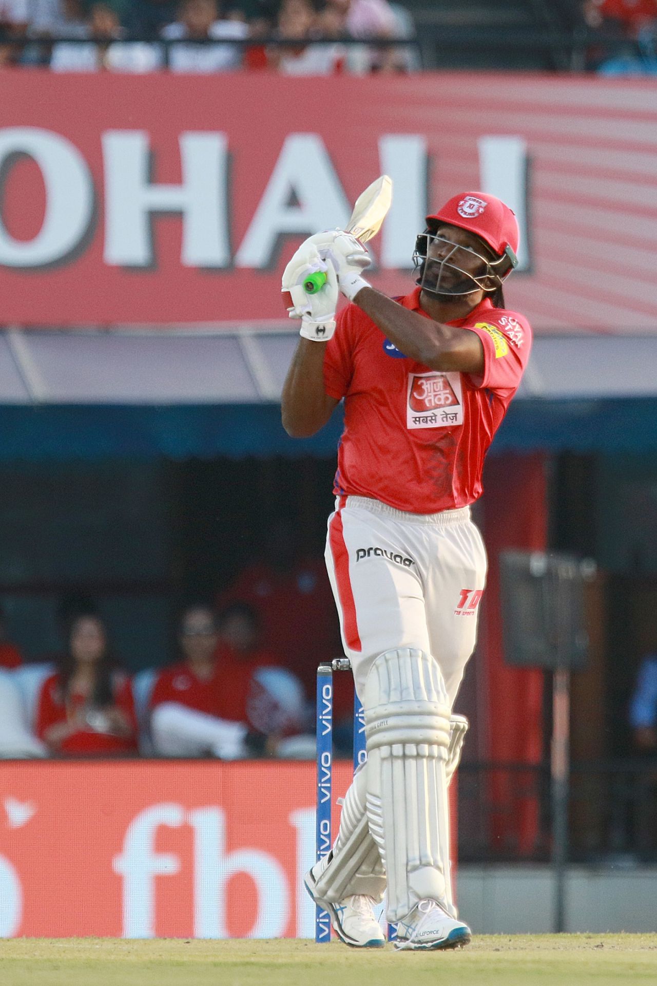 Chris Gayle became the fastest to score 4000 IPL runs - in just 112 ...