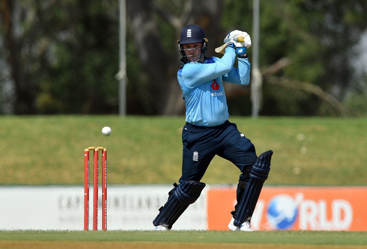 Colin Munro was run-out via a relay throw between Shardul Thakur and ...
