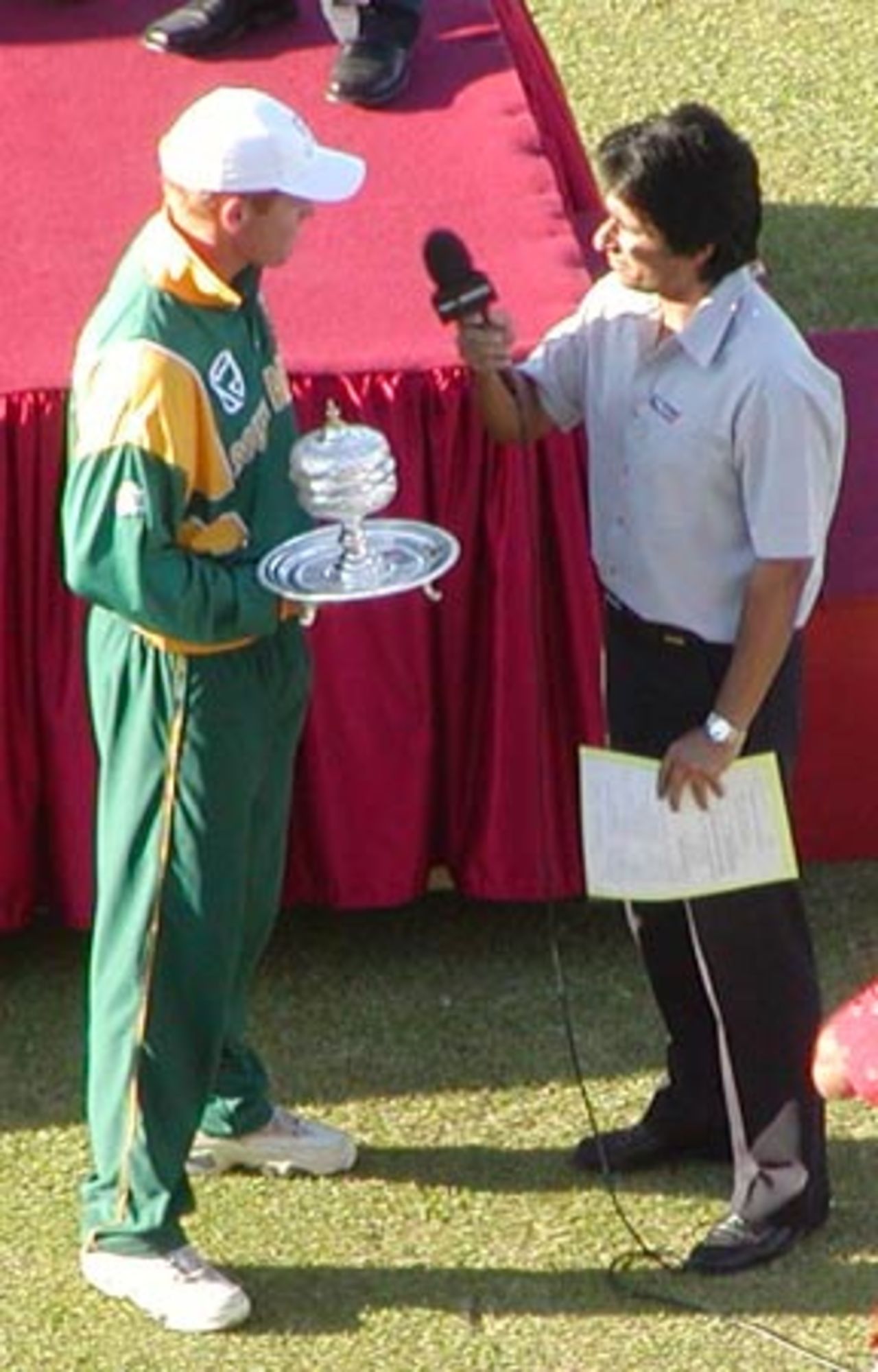 Shaun Pollock with the runners-up trophy talks to Rameez Raja ...