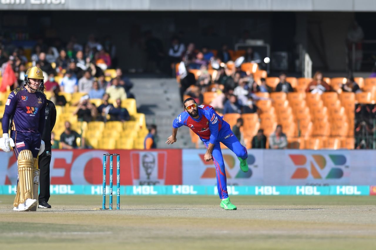 Imad Wasim bowls from around the stumps | ESPNcricinfo.com
