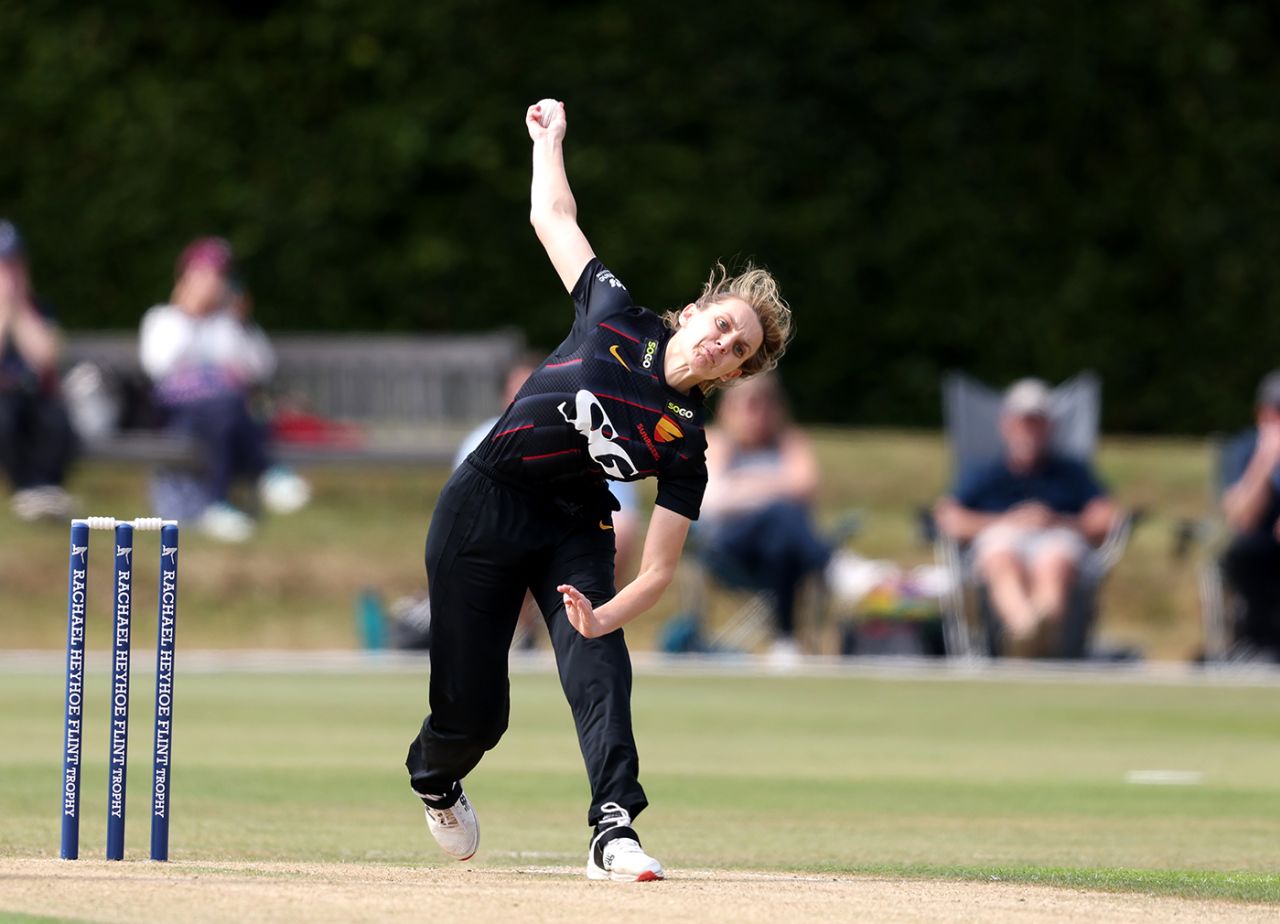 Kate Coppack in her delivery stride | ESPNcricinfo.com