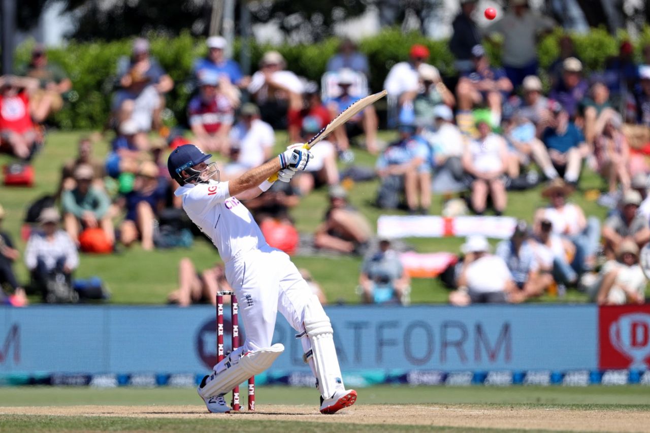 Ollie Pope went on the attack against the short ball | ESPNcricinfo.com