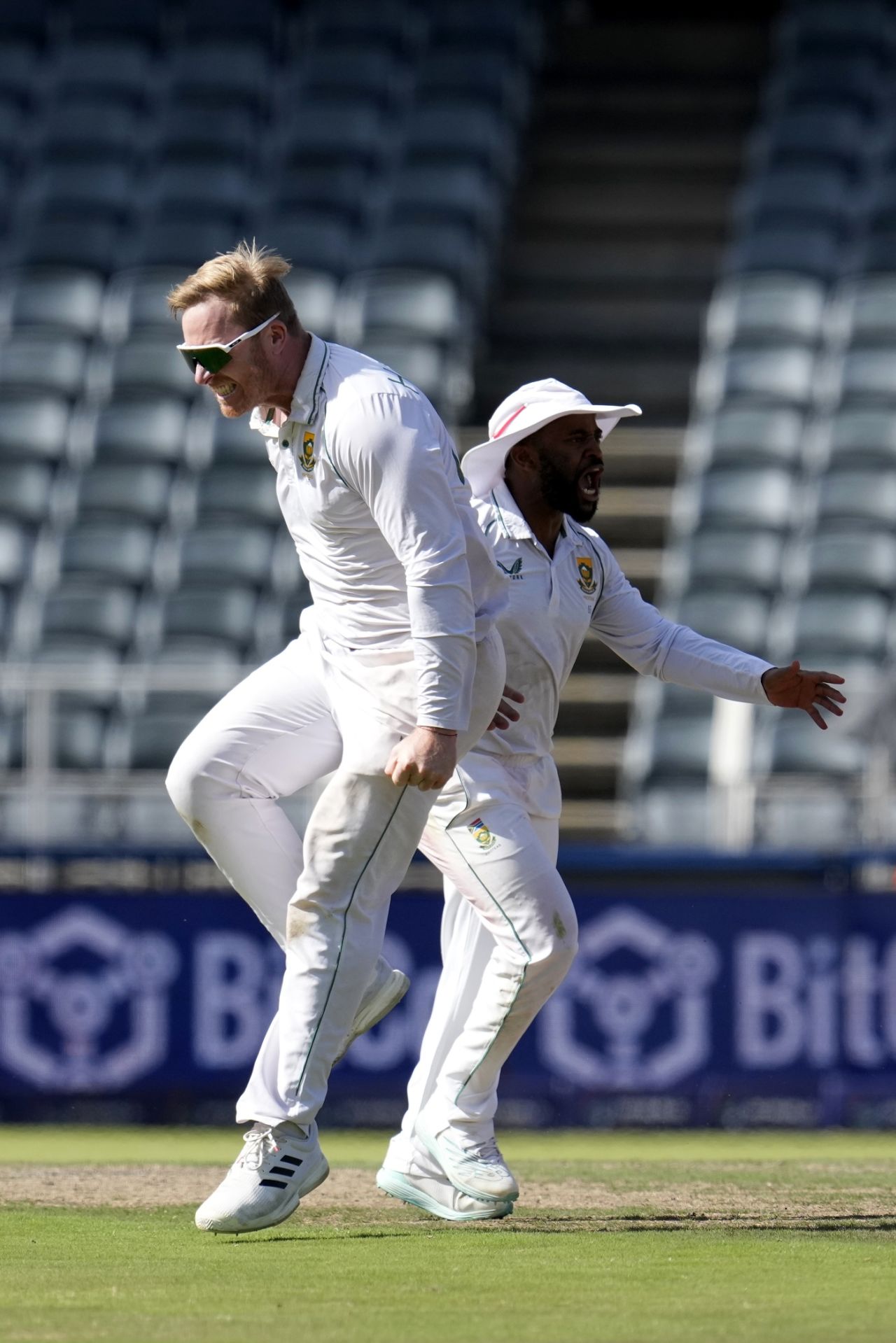 Pooja Vastrakar roars after striking in the powerplay | ESPNcricinfo.com