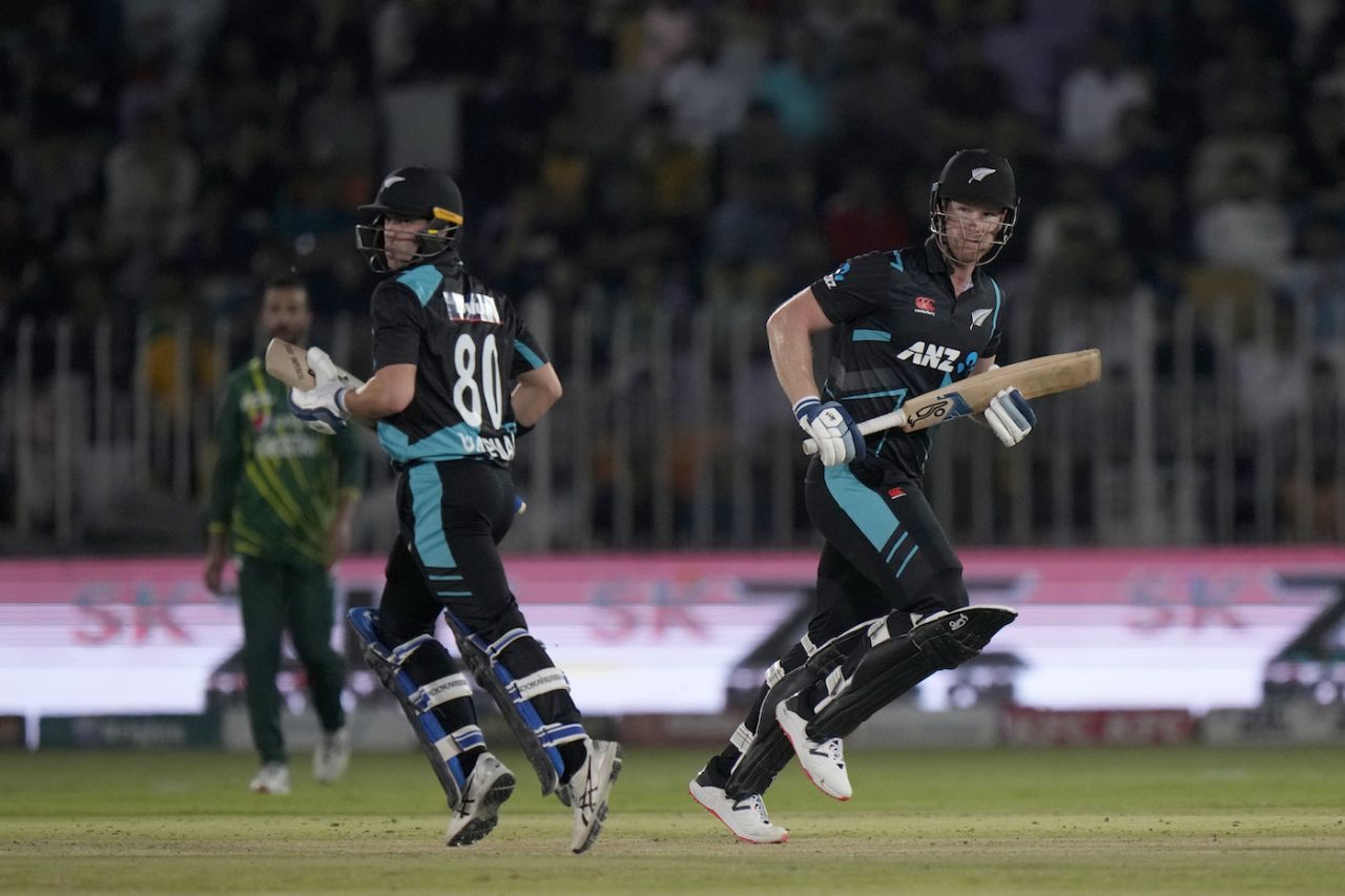 James Neesham tucks the ball into the leg side | ESPNcricinfo.com