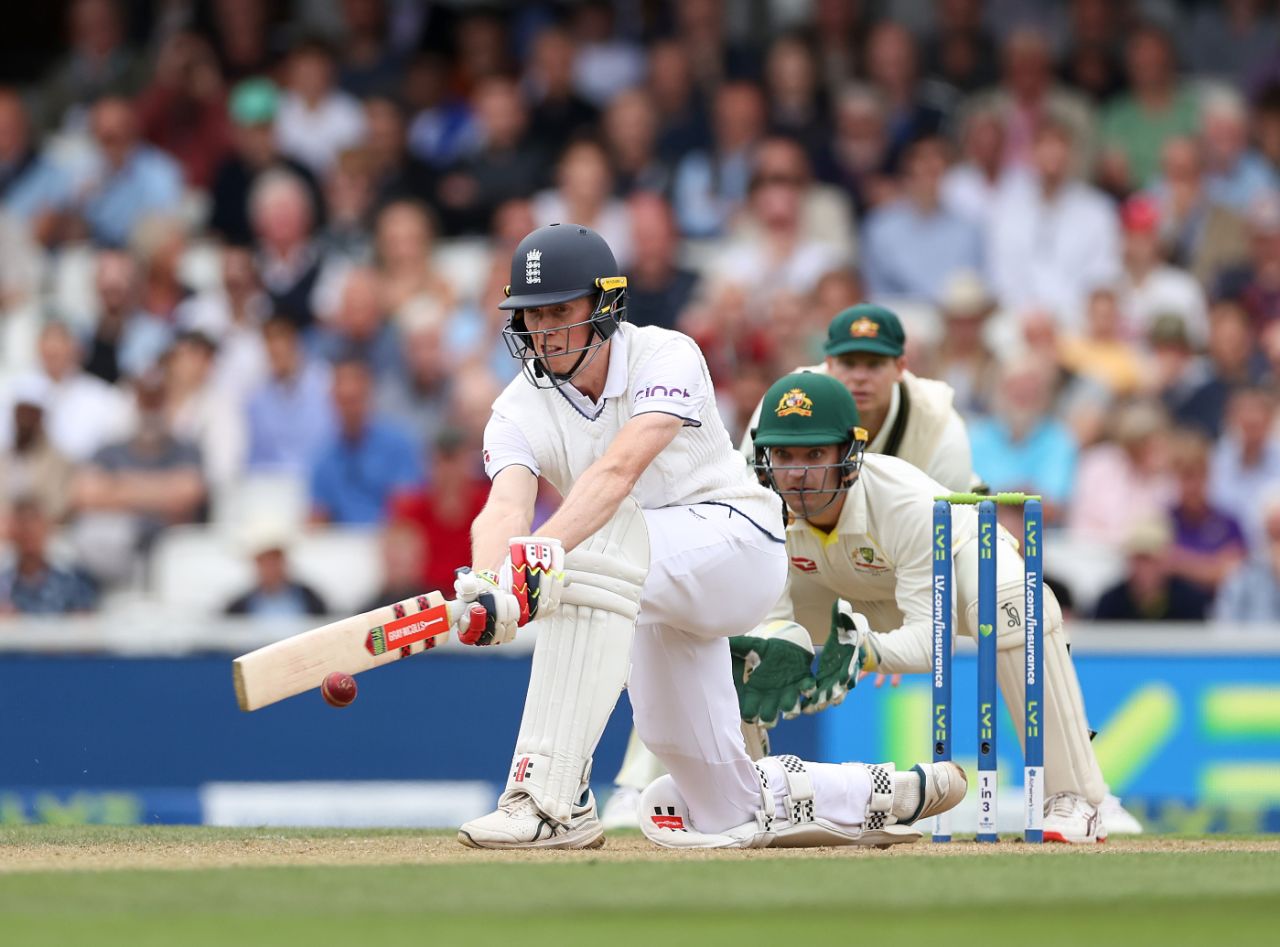 Zak Crawley launches Todd Murphy over the covers | ESPNcricinfo.com