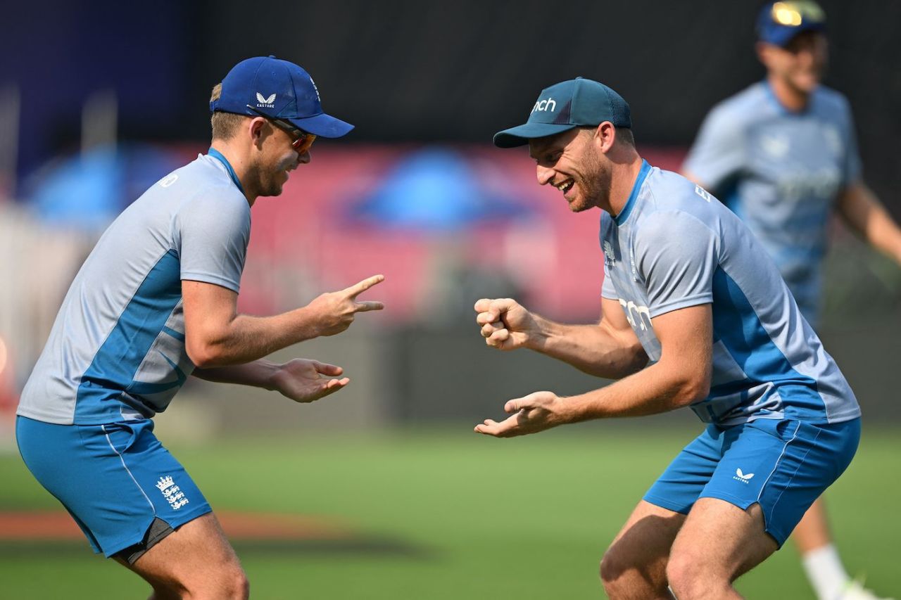 A different game - Sam Curran and Jos Buttler have a go at rock, paper ...