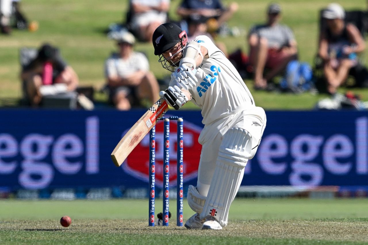 Debutant Ruan de Swardt in action for South Africa | ESPNcricinfo.com