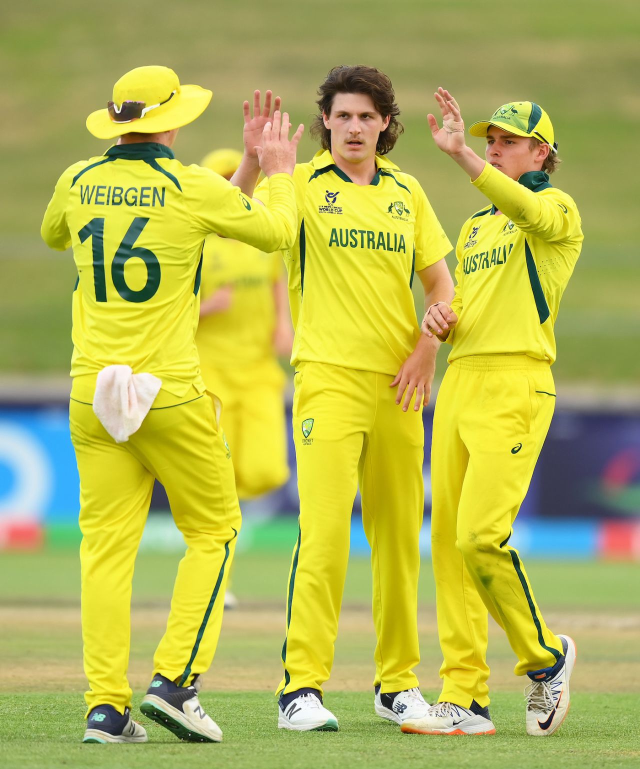 Tom Straker leads the Australians off the field | ESPNcricinfo.com