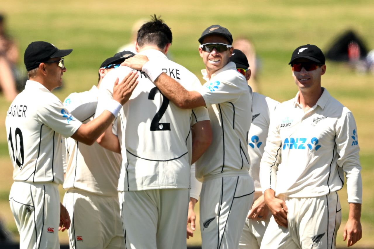 Matt Henry had Clyde Fortuin bag a golden duck | ESPNcricinfo.com