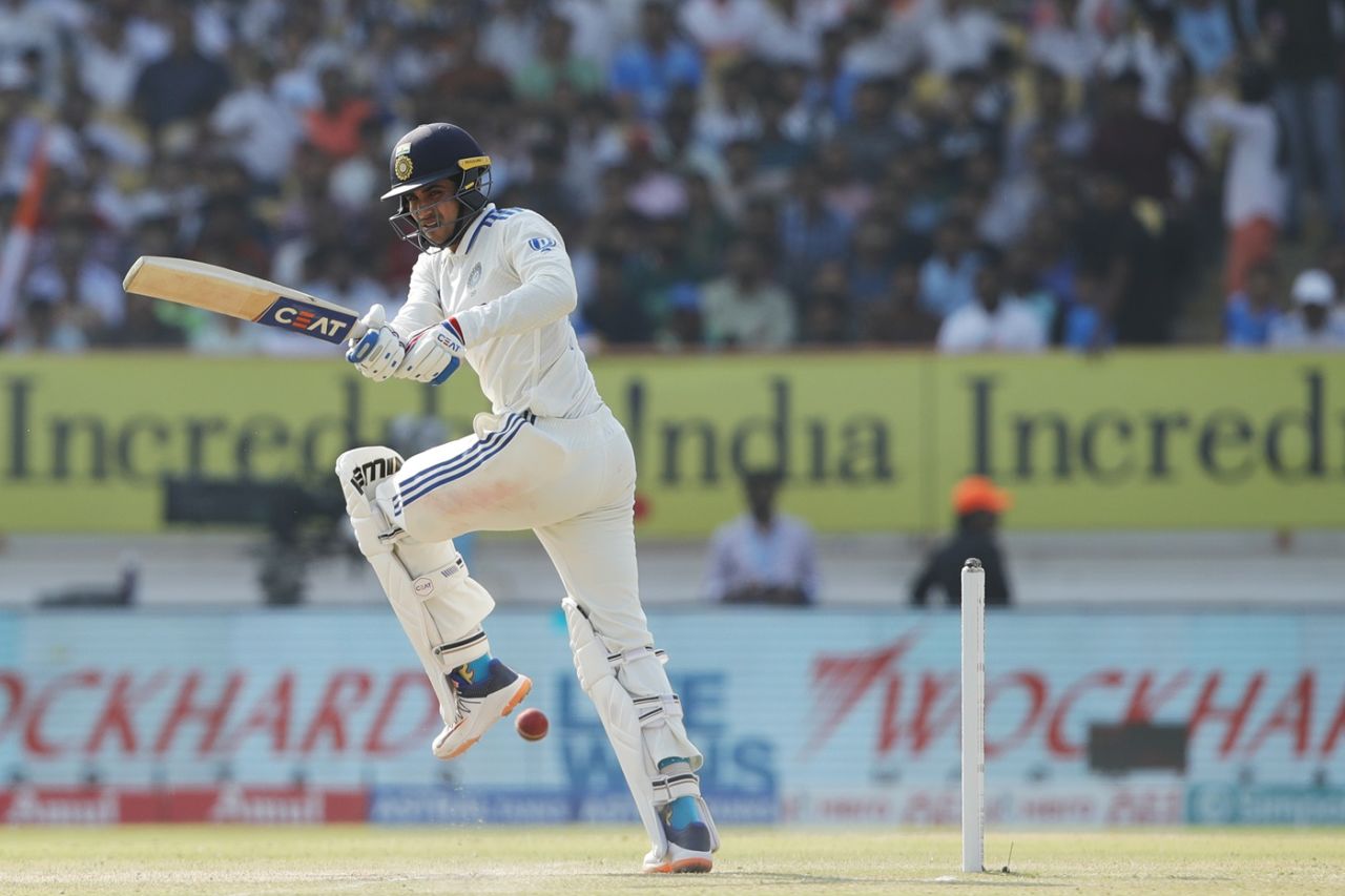 Shubman Gill played a resolute hand | ESPNcricinfo.com