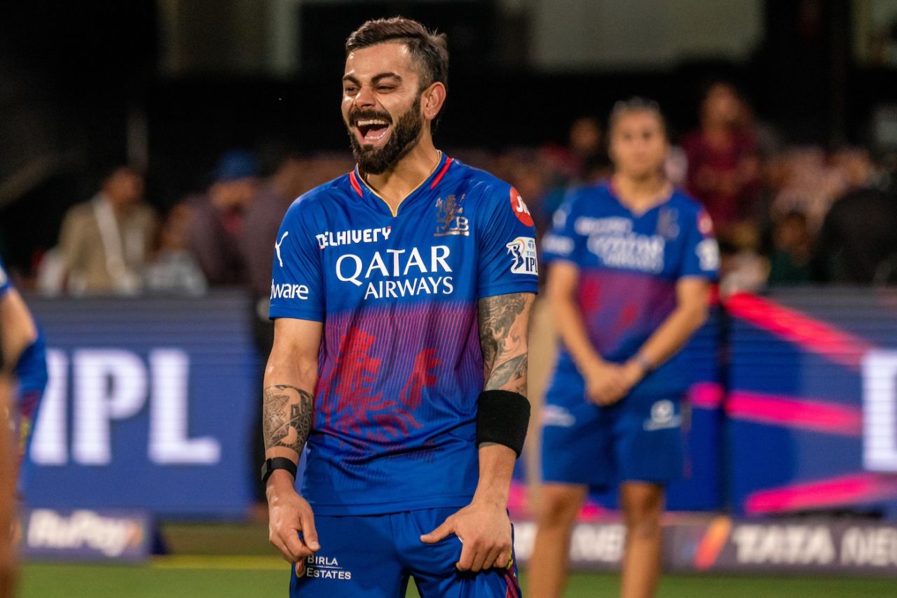 Virat Kohli has a laugh in the lead up to the game | ESPNcricinfo.com