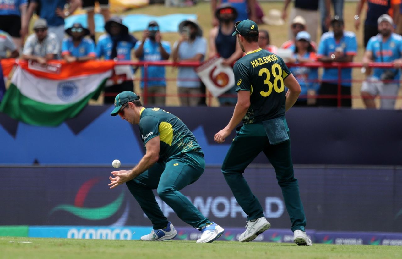 Mitchell Marsh dropped an easy chance from Hardik Pandya at backward ...