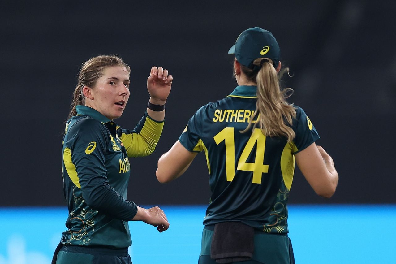Tahlia McGrath dropped a catch of Iram Javed | ESPNcricinfo.com