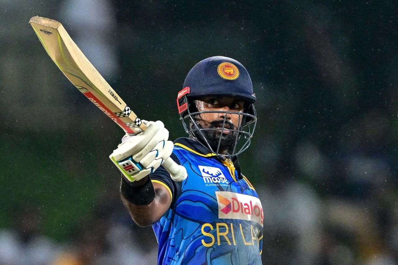 Isabella Gaze heard a nick off Anneke Bosch and convinced New Zealand ...