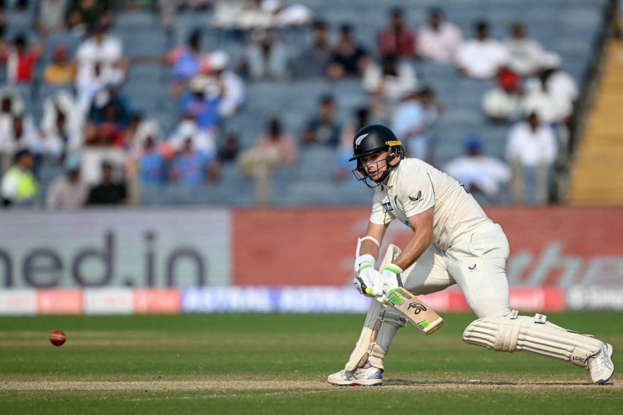 Tom Latham brings out the reverse sweep | ESPNcricinfo.com