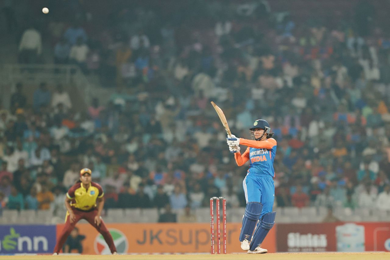 Smriti Mandhana launched India's innings with a flurry of fours ...