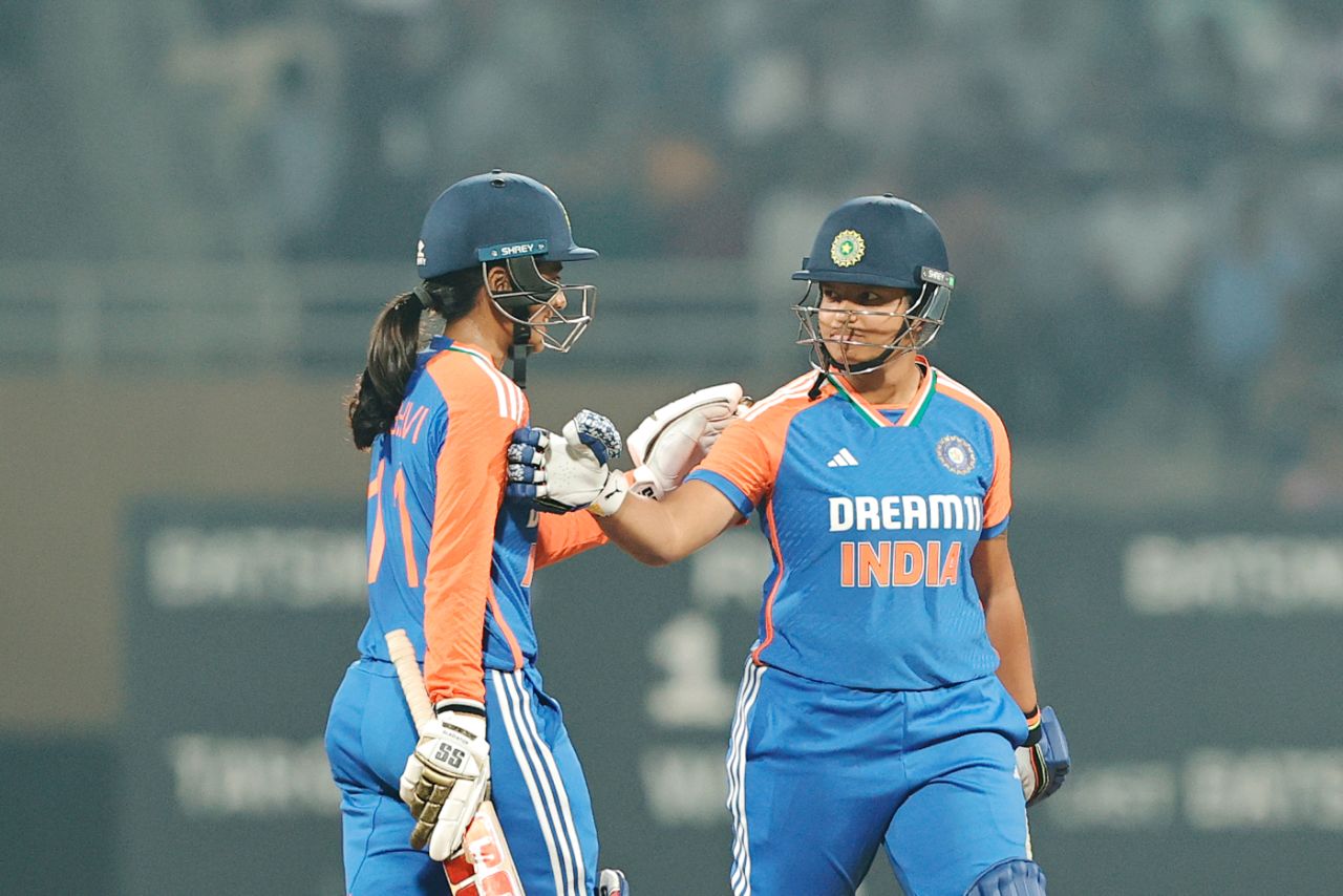 Richa Ghosh smacked five sixes in her 54 off 21 | ESPNcricinfo.com