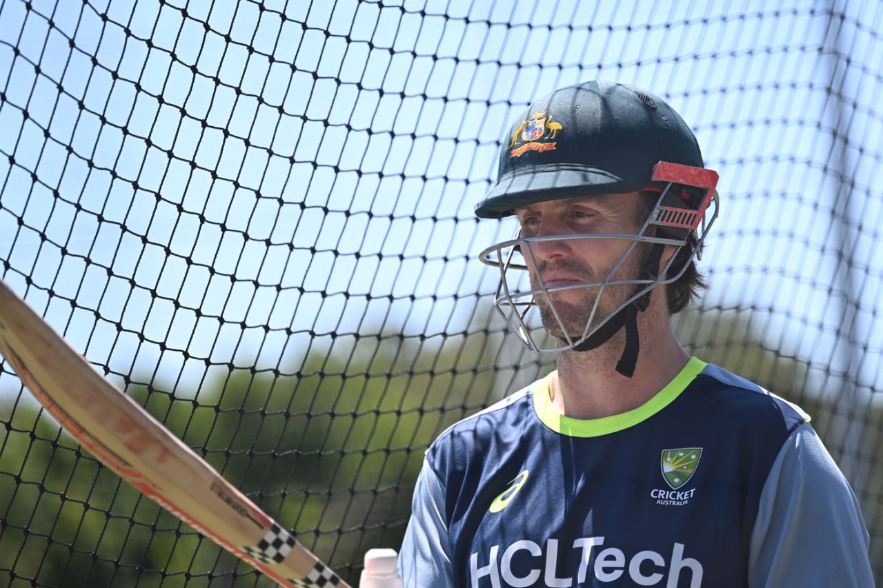 Mitchell Marsh bats during training at the SCG | ESPNcricinfo.com