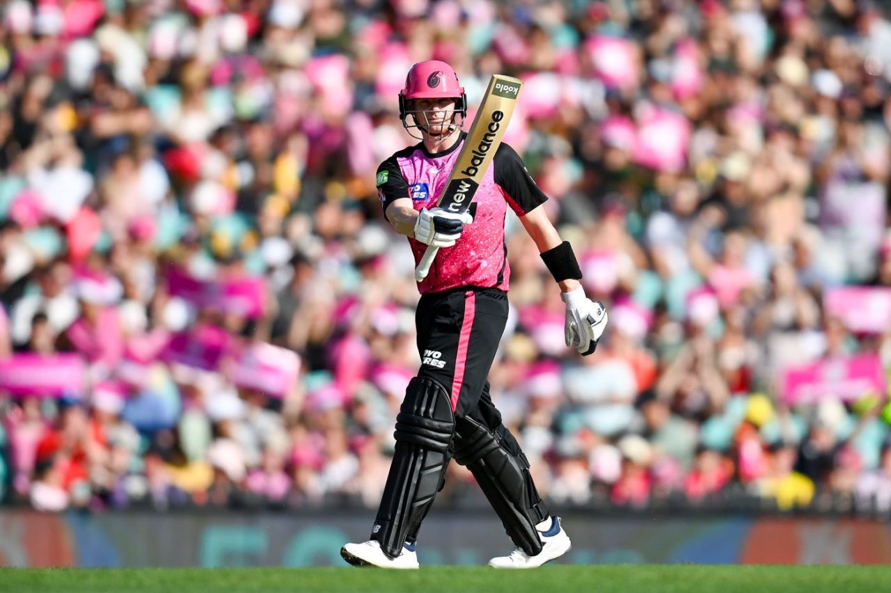 Steven Smith celebrates his half-century | ESPNcricinfo.com