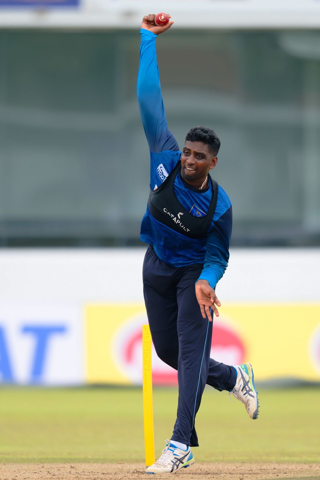 Nishan Peiris has a bowl | ESPNcricinfo.com