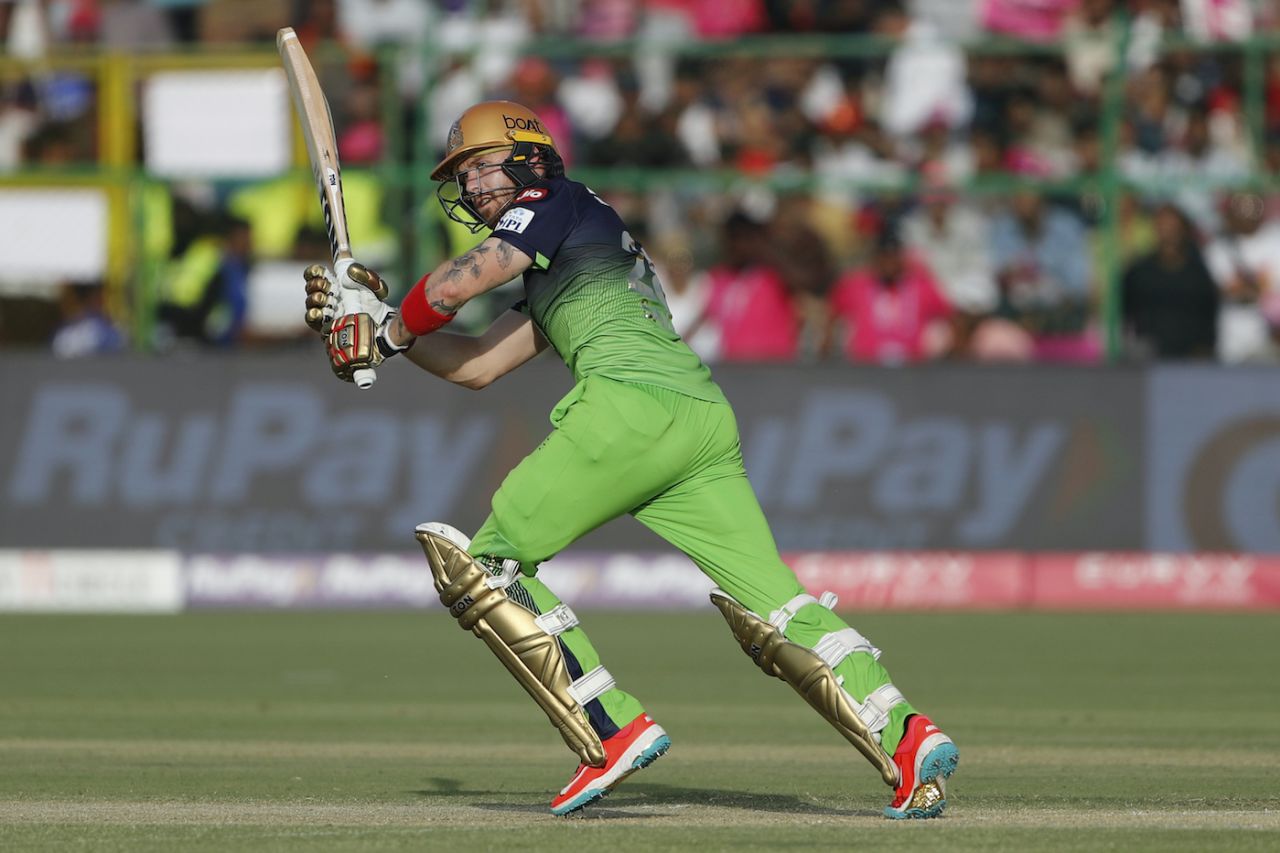 Sandeep Sharma ran into Virat Kohli after dropping a return catch off ...