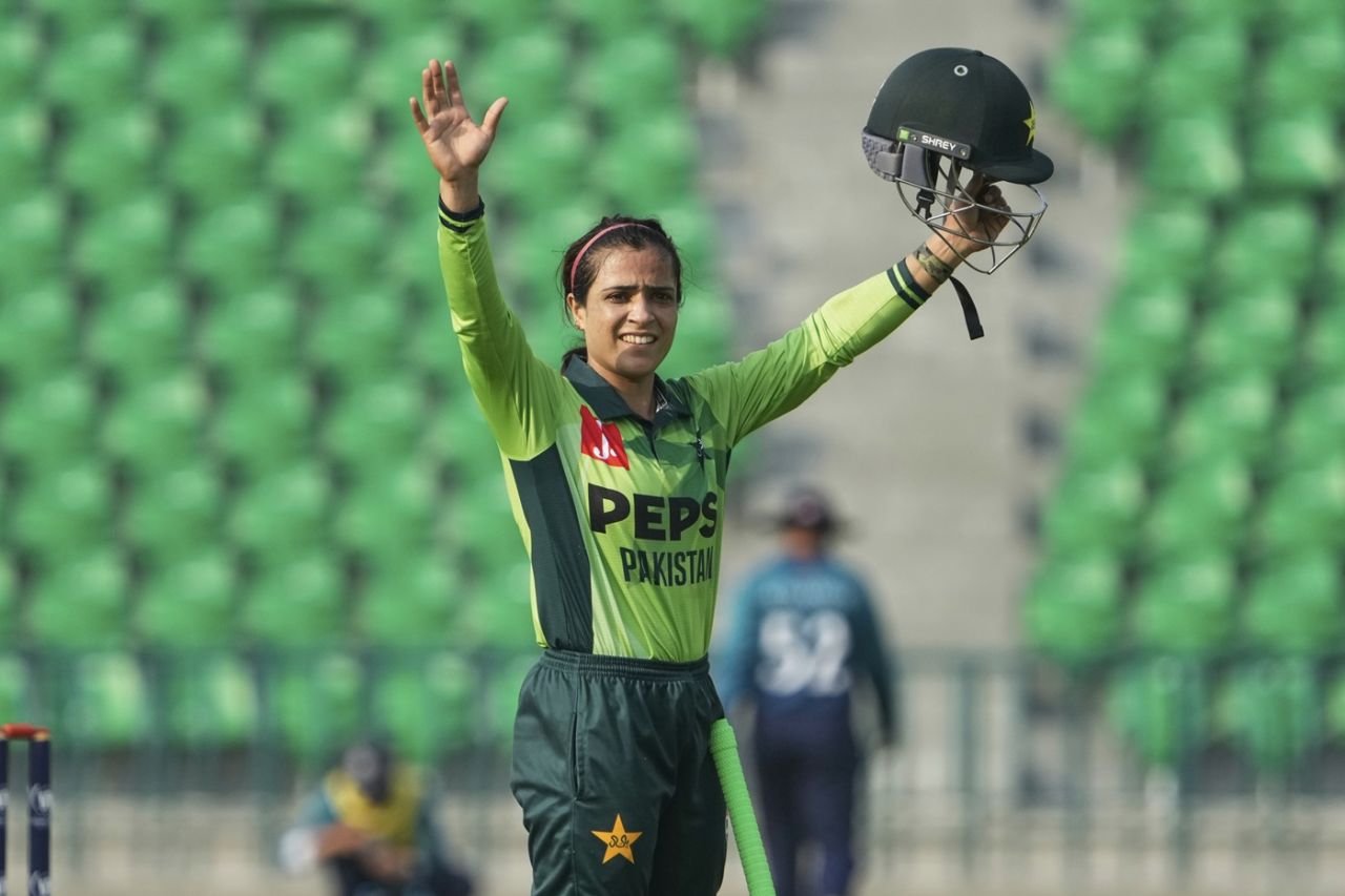 Pakistan beat Thailand to progress to secure their fourth win ...