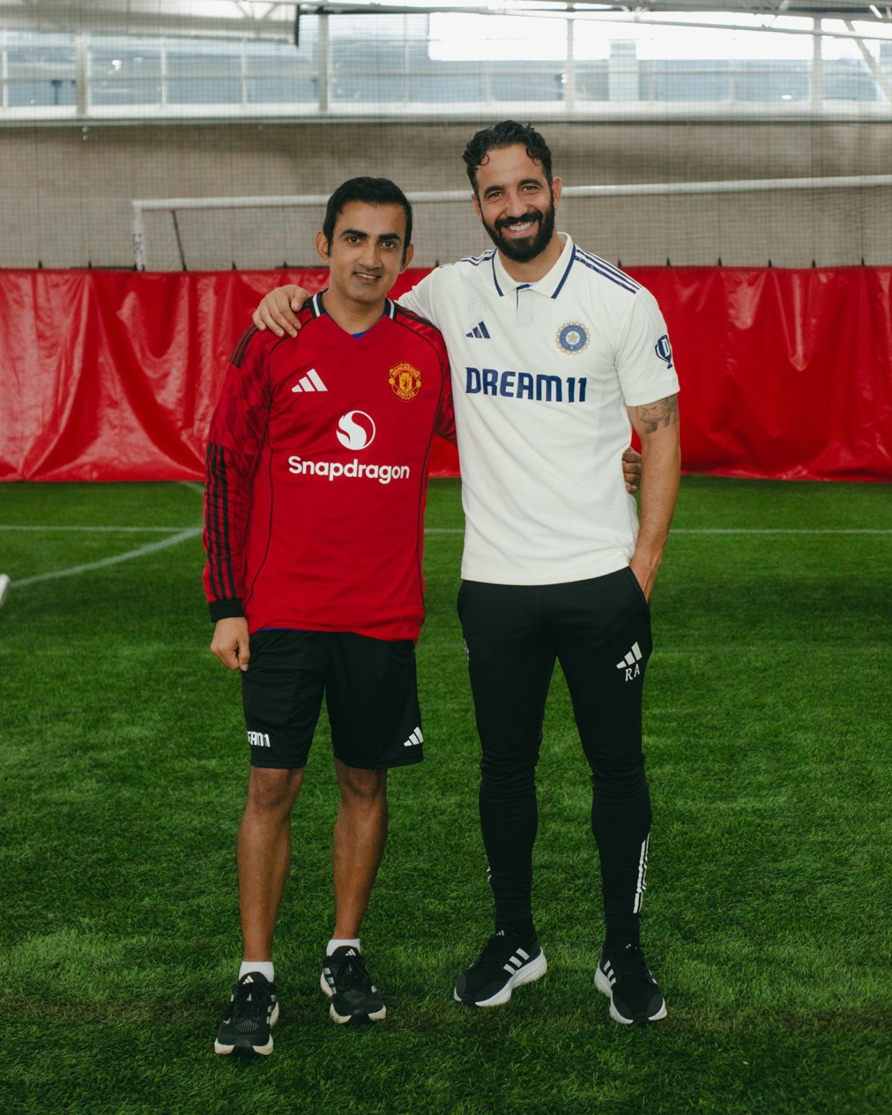 India head coach Gautam Gambhir shares a moment with Manchester United ...