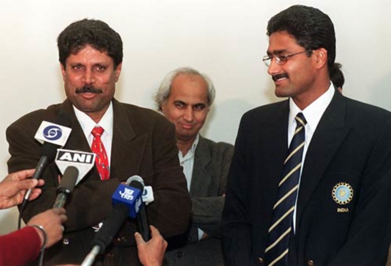 Kapil Dev and Kumble meet the press while on a visit to meet L.K ...