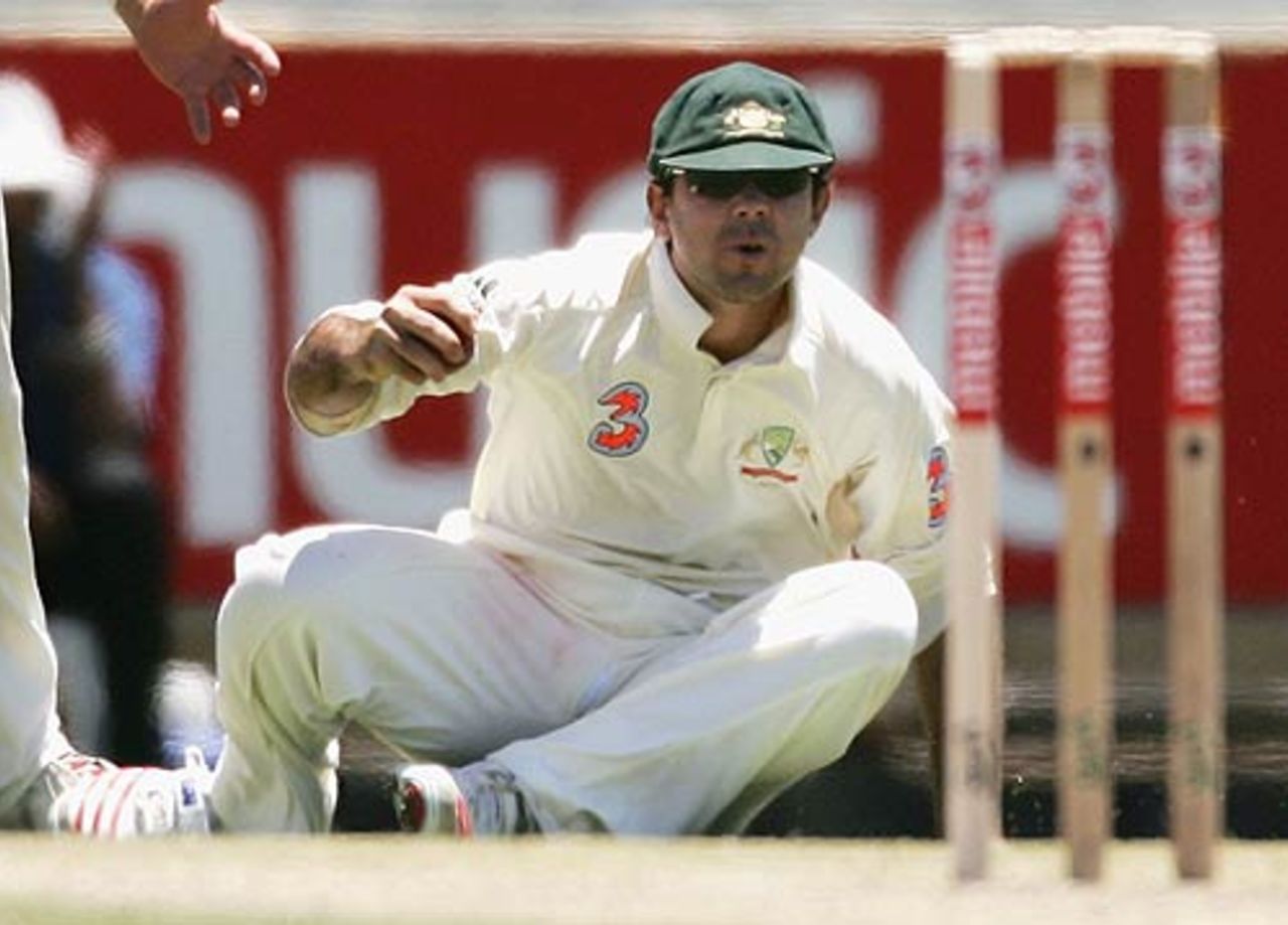 Brett Lee bowled a fiery spell before lunch | ESPNcricinfo.com