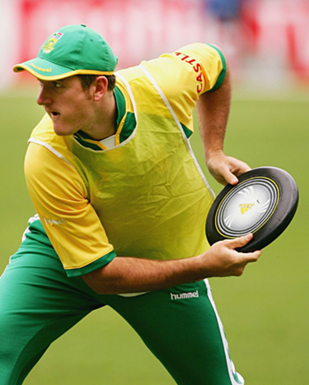 Graeme Smith with a different underarm delivery | ESPNcricinfo.com