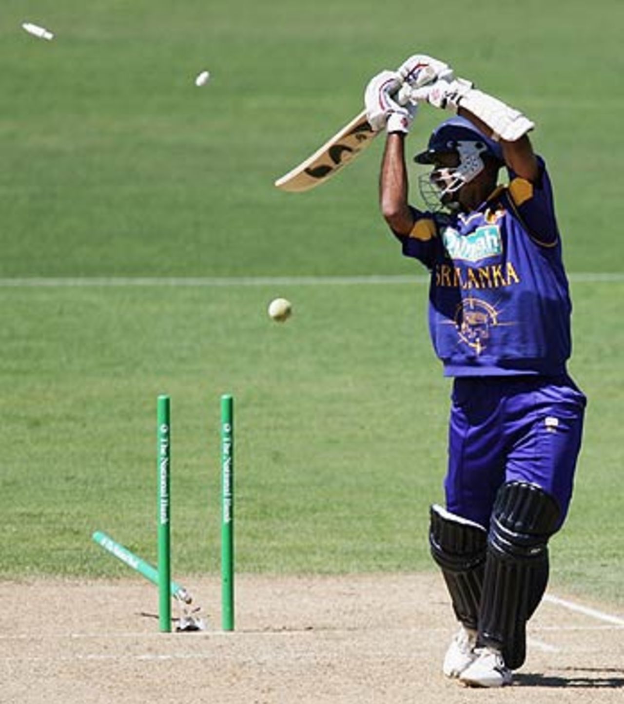 Marvan Atapattu loses this battle with Shane Bond | ESPNcricinfo.com