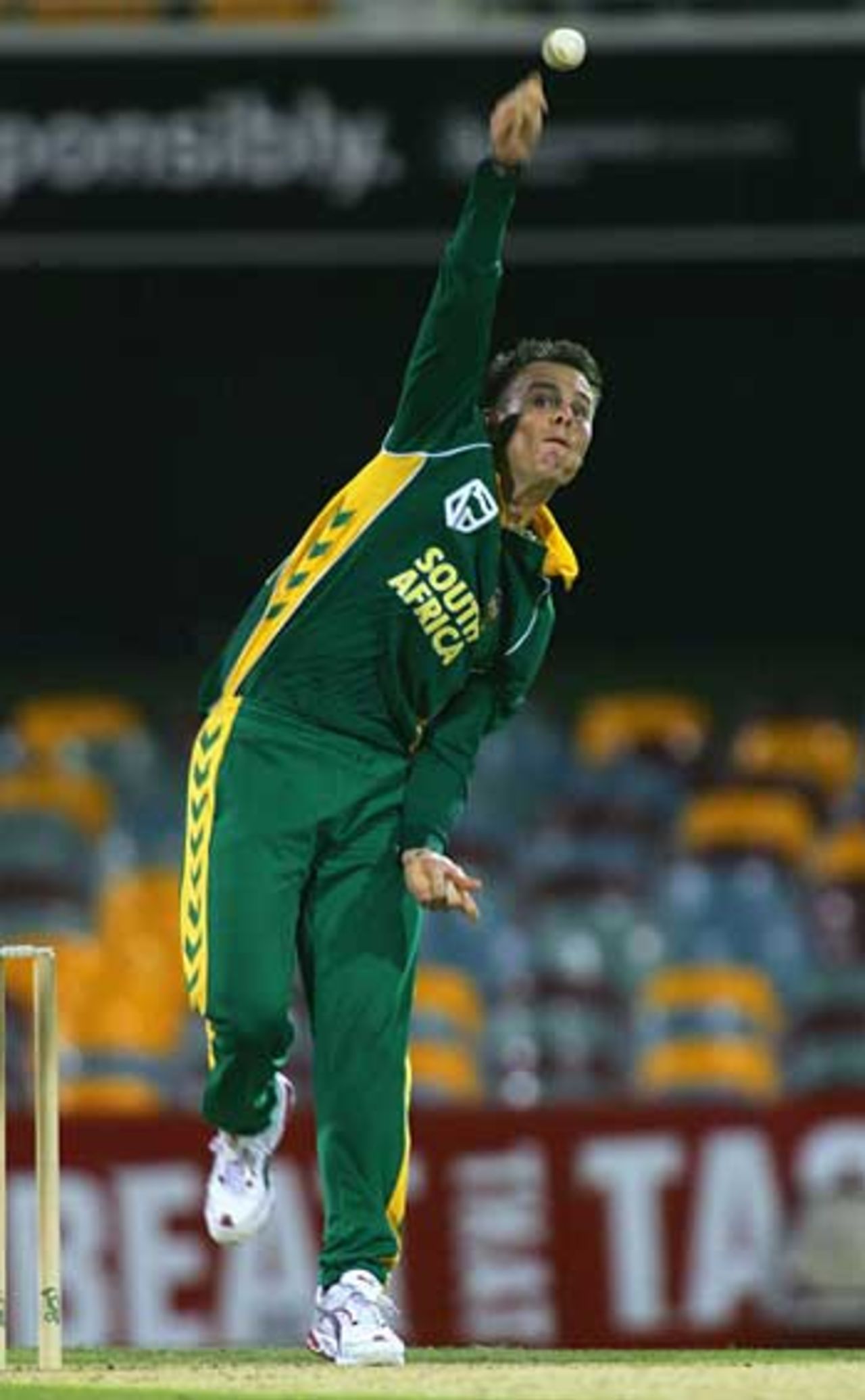 Johan Botha removed Andy Bichel for 37 | ESPNcricinfo.com
