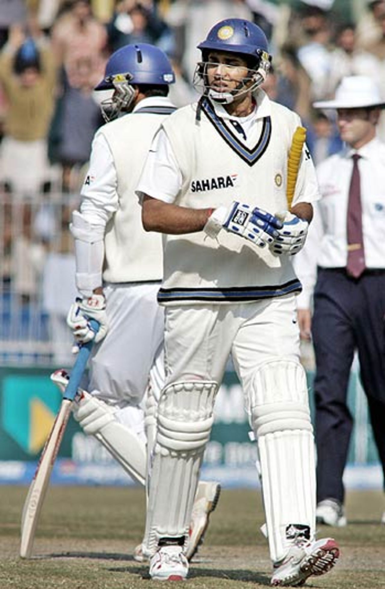 VVS Laxman walks back after being dismissed for 90 | ESPNcricinfo.com