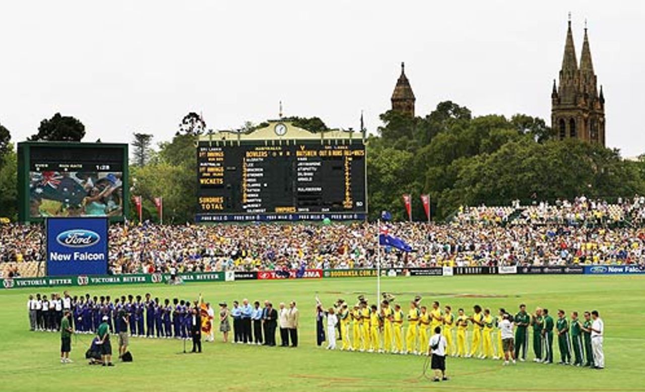 A fan waves the Australian flag ahead of game seven | ESPNcricinfo.com