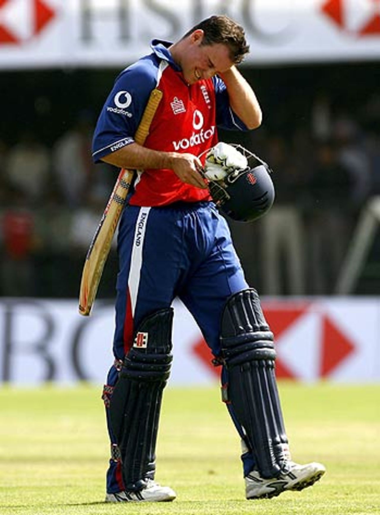 Andrew Strauss will be happy Muttiah Muralitharan has flown home from ...