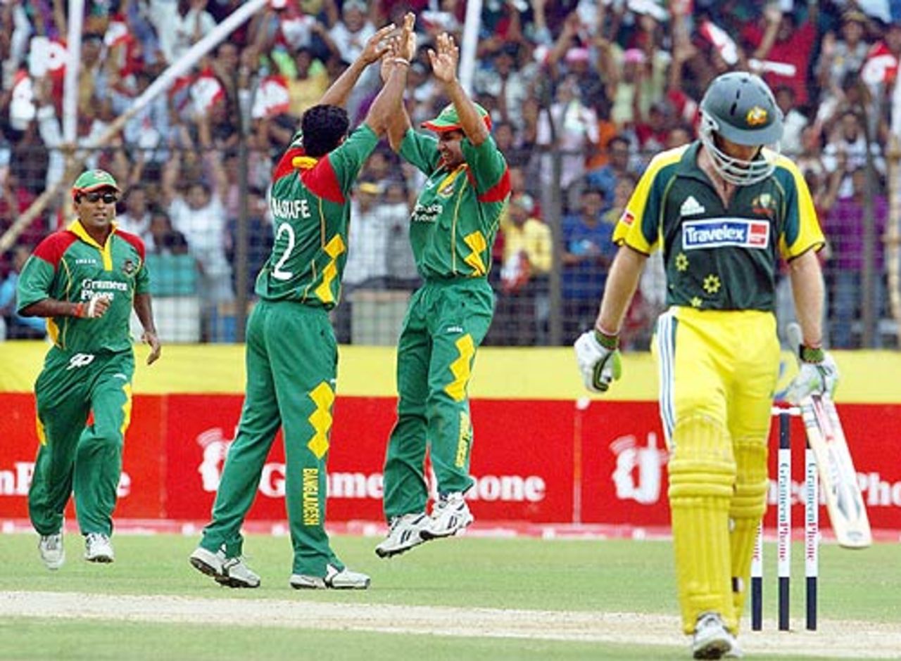 Bangladesh celebrates Simon Katich's wicket | ESPNcricinfo.com