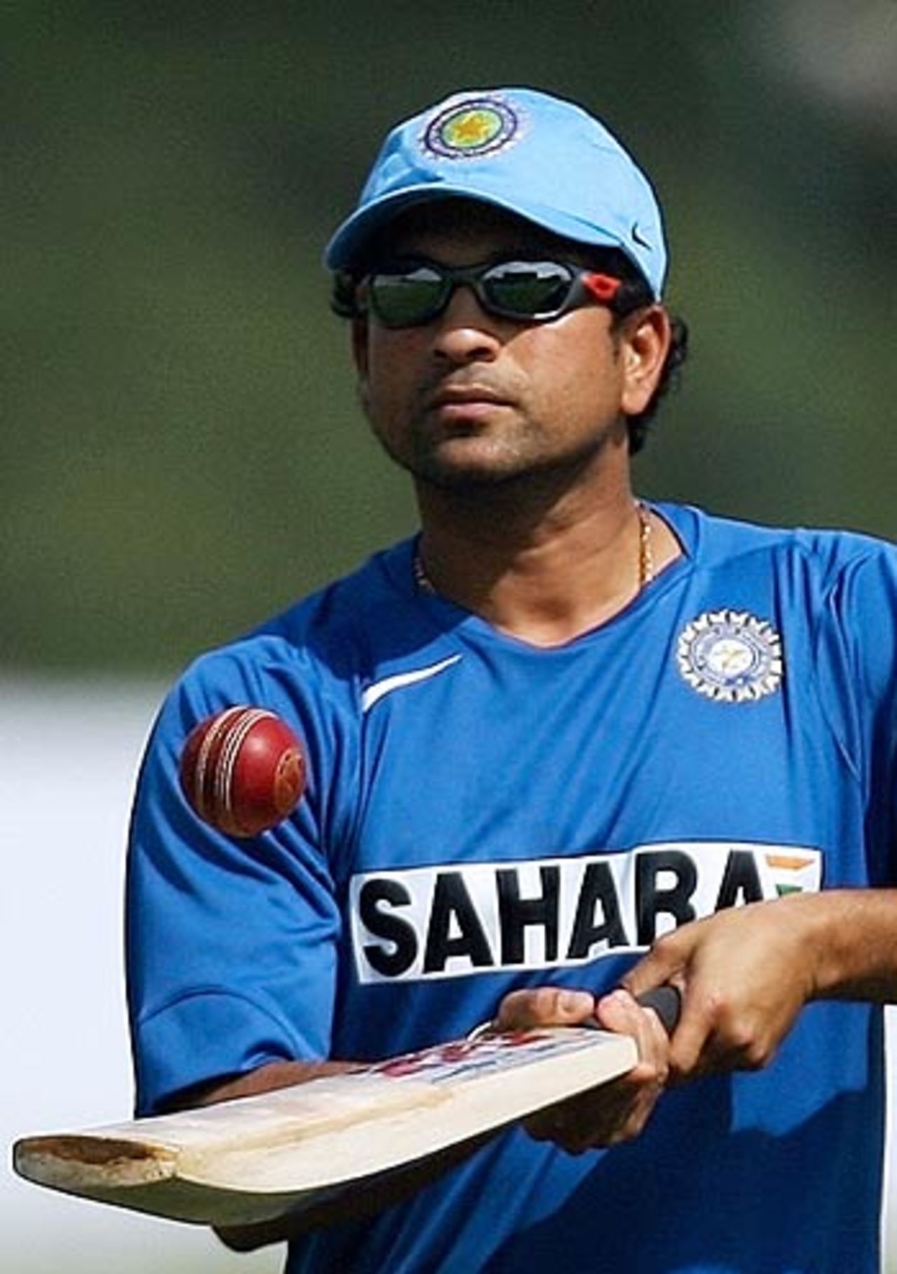 Sachin Tendulkar gets the willow in shape | ESPNcricinfo.com