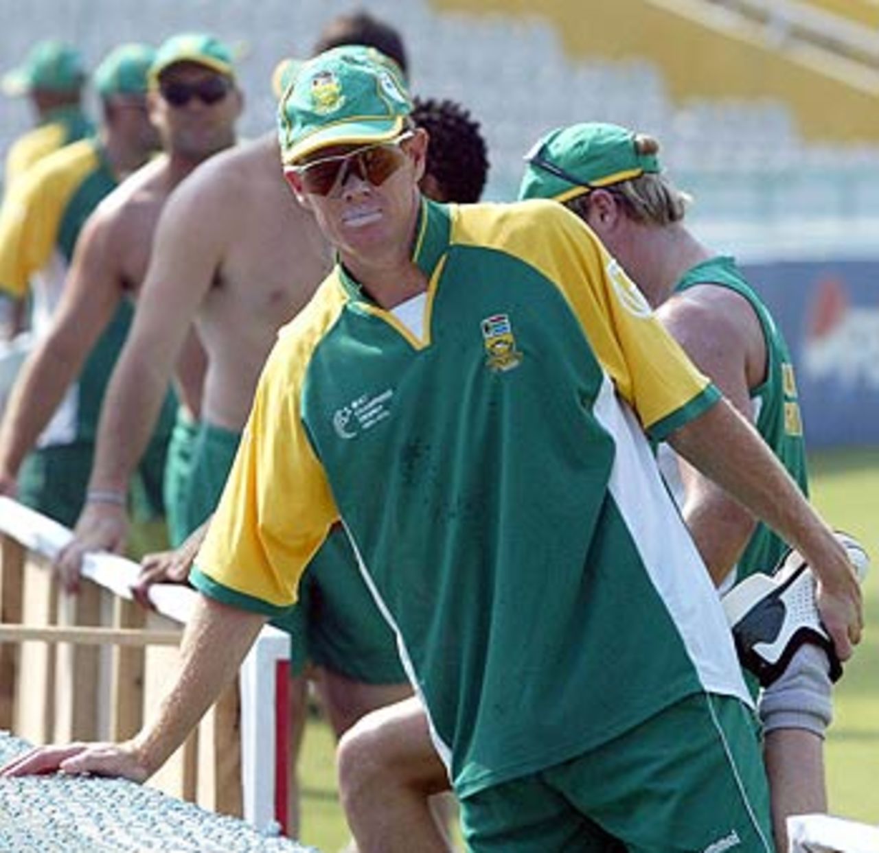 Shaun Pollock mulls South Africa's position during practice ...