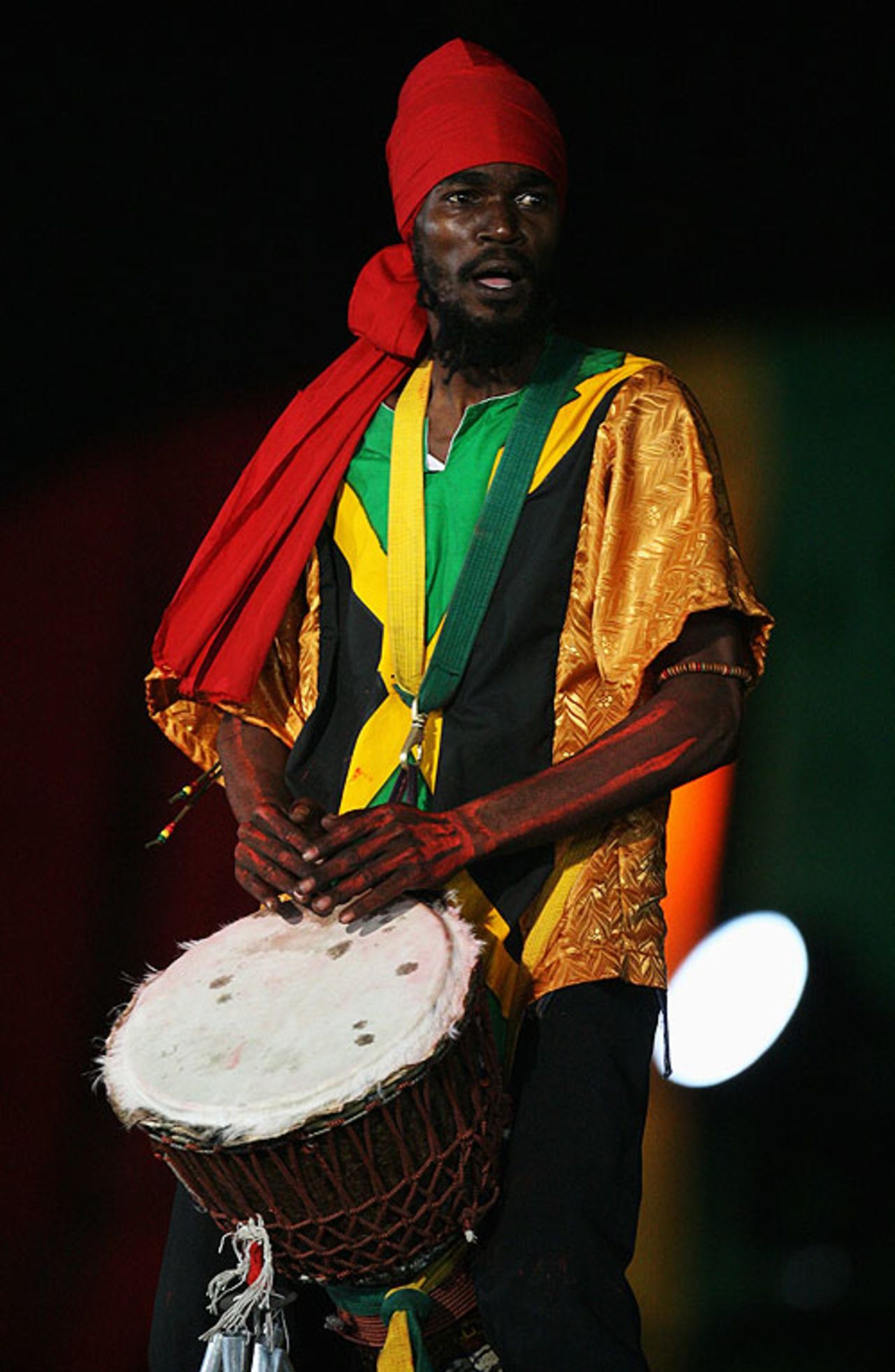 Dancers get the mood...well, just they do what they do best ...