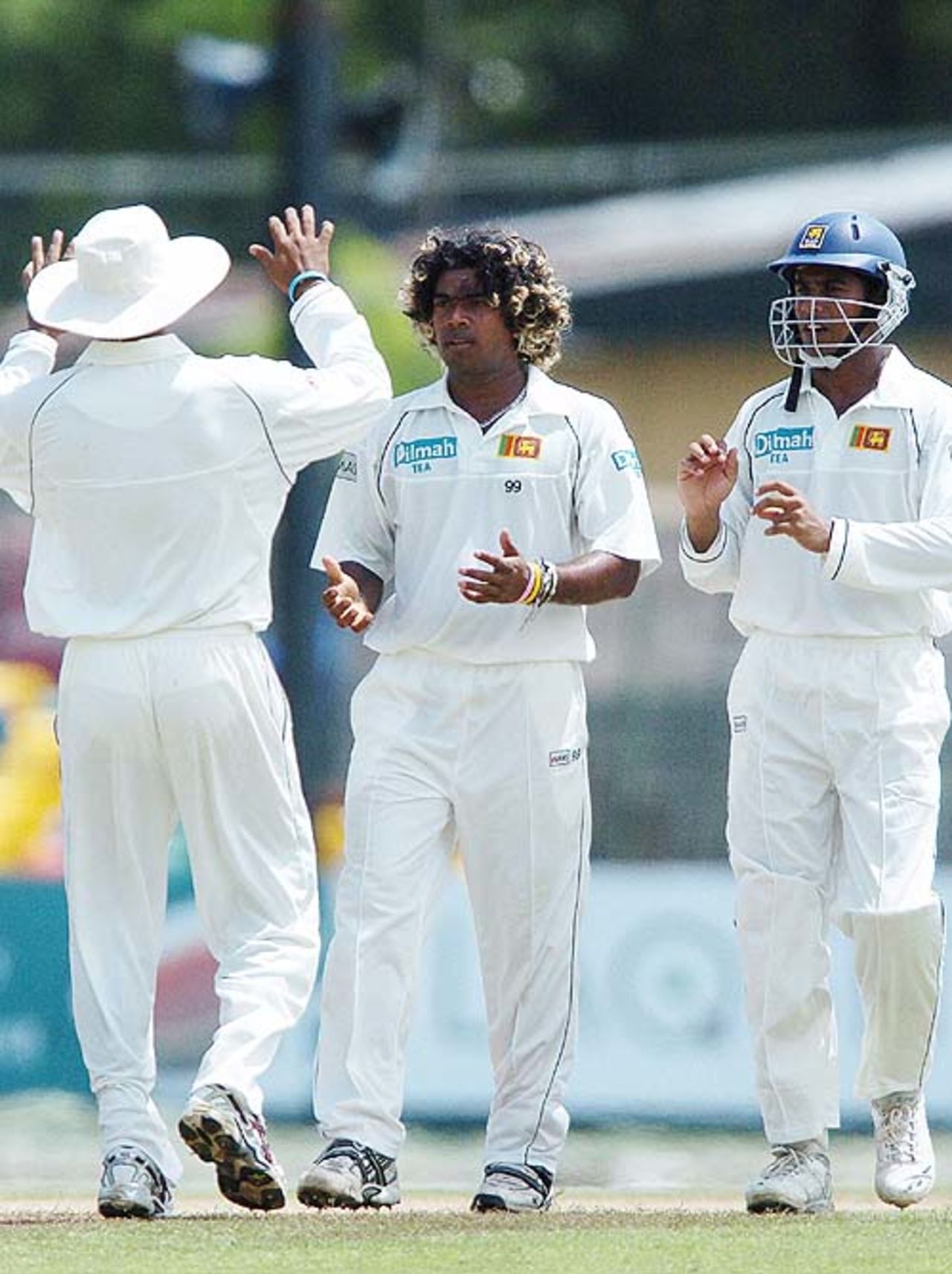 Lasith Malinga in full flow on the first morning of the Colombo Test ...