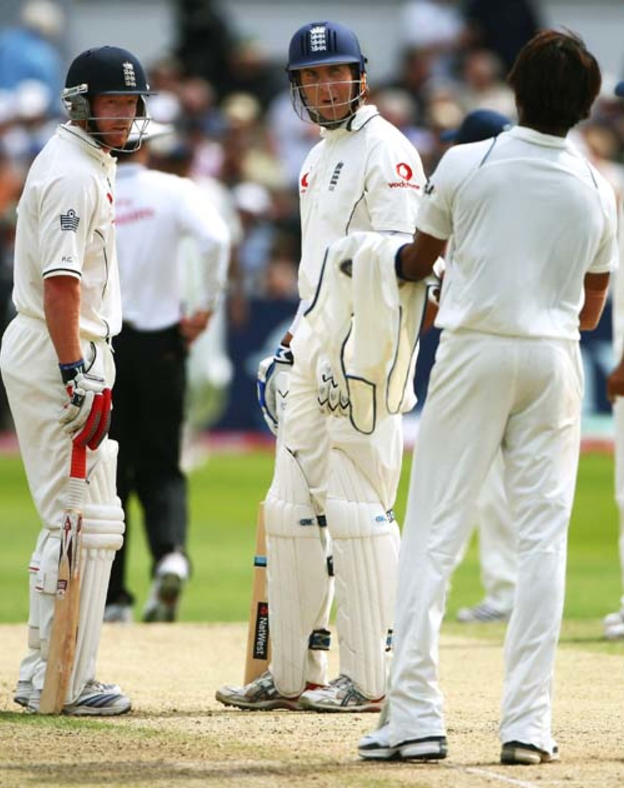 RP Singh celebrates Kevin Pietersen's wicket | ESPNcricinfo.com