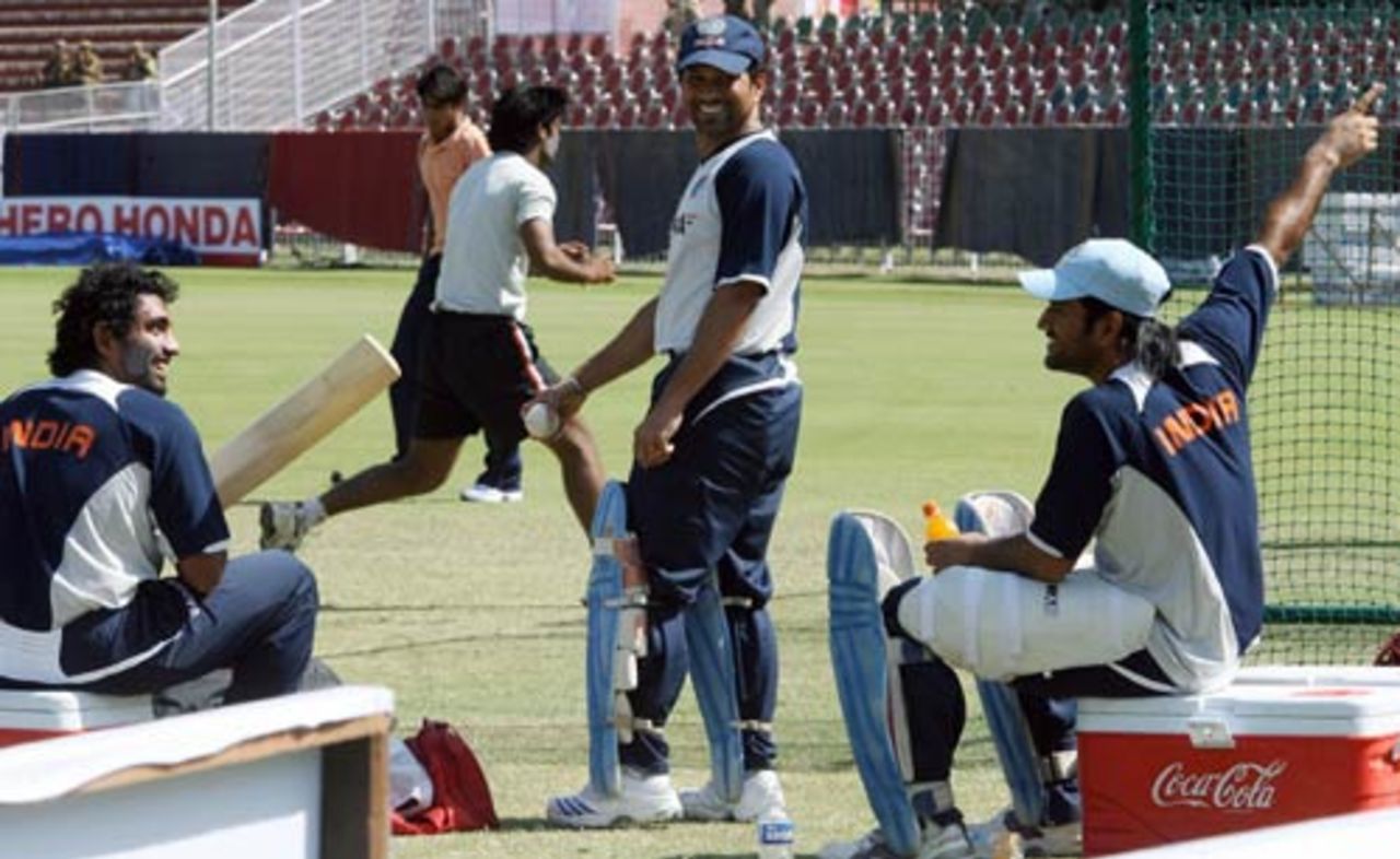 Inzamam Ul Haq And Shoaib Malik Discuss Strategy On The Eve Of The