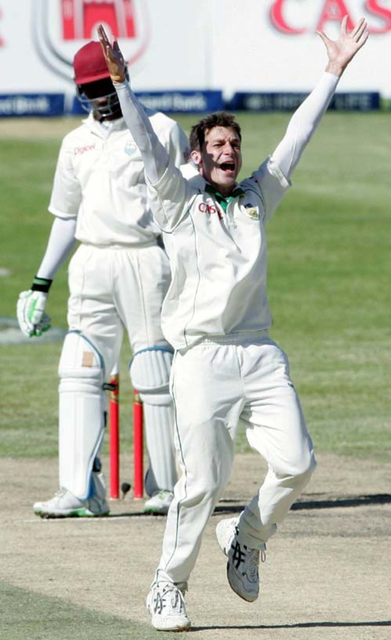Andre Nel trapped Marlon Samuels leg-before | ESPNcricinfo.com