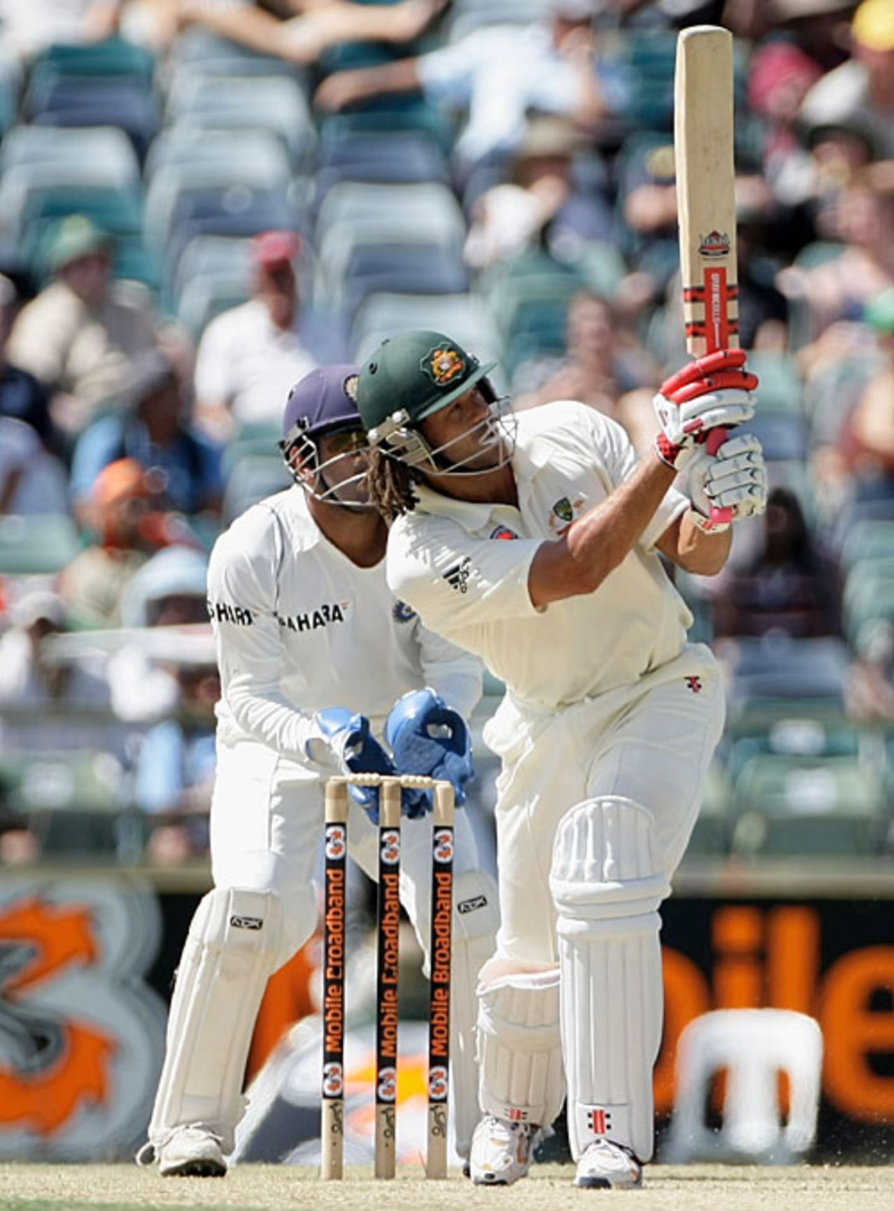 Anil Kumble celebrates wicket No. 600 | ESPNcricinfo.com