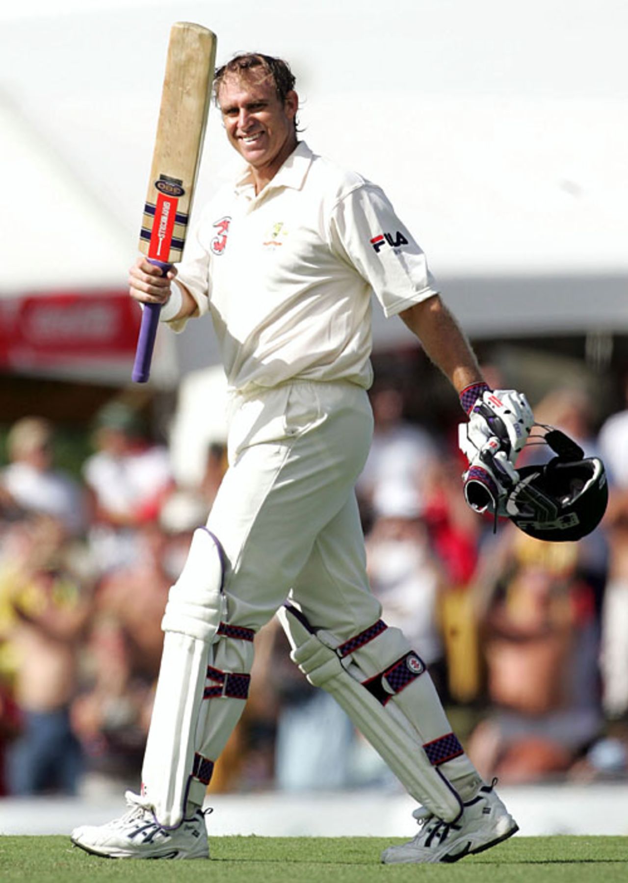 Justin Langer congratulates Matthew Hayden on reaching his century ...