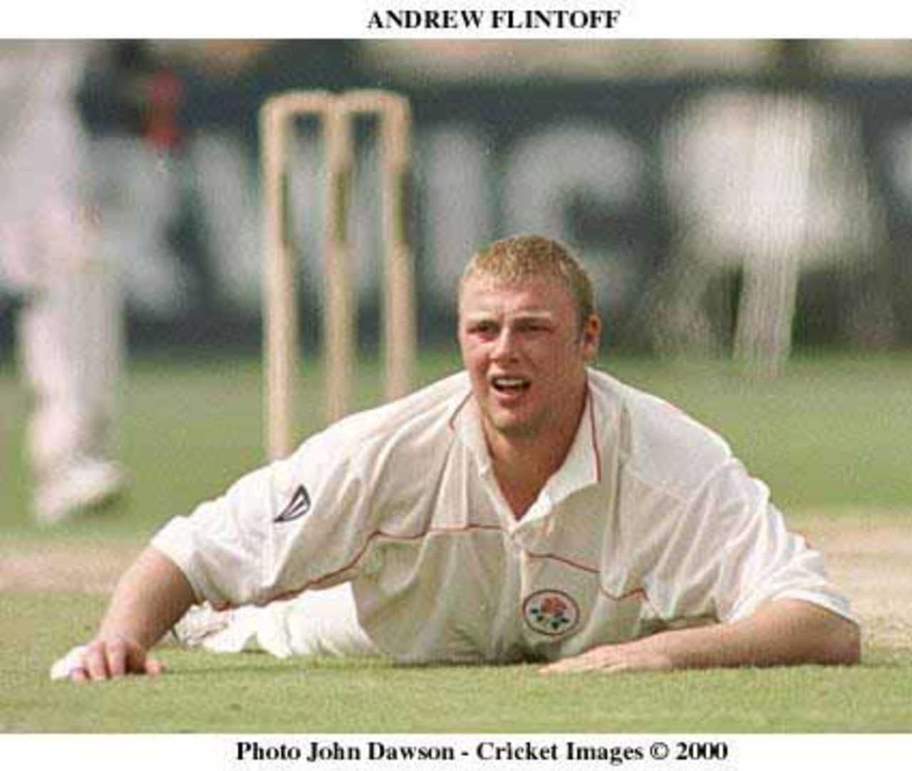 Gold Award winner Neil Fairbrother batting in the Benson and Hedges ...