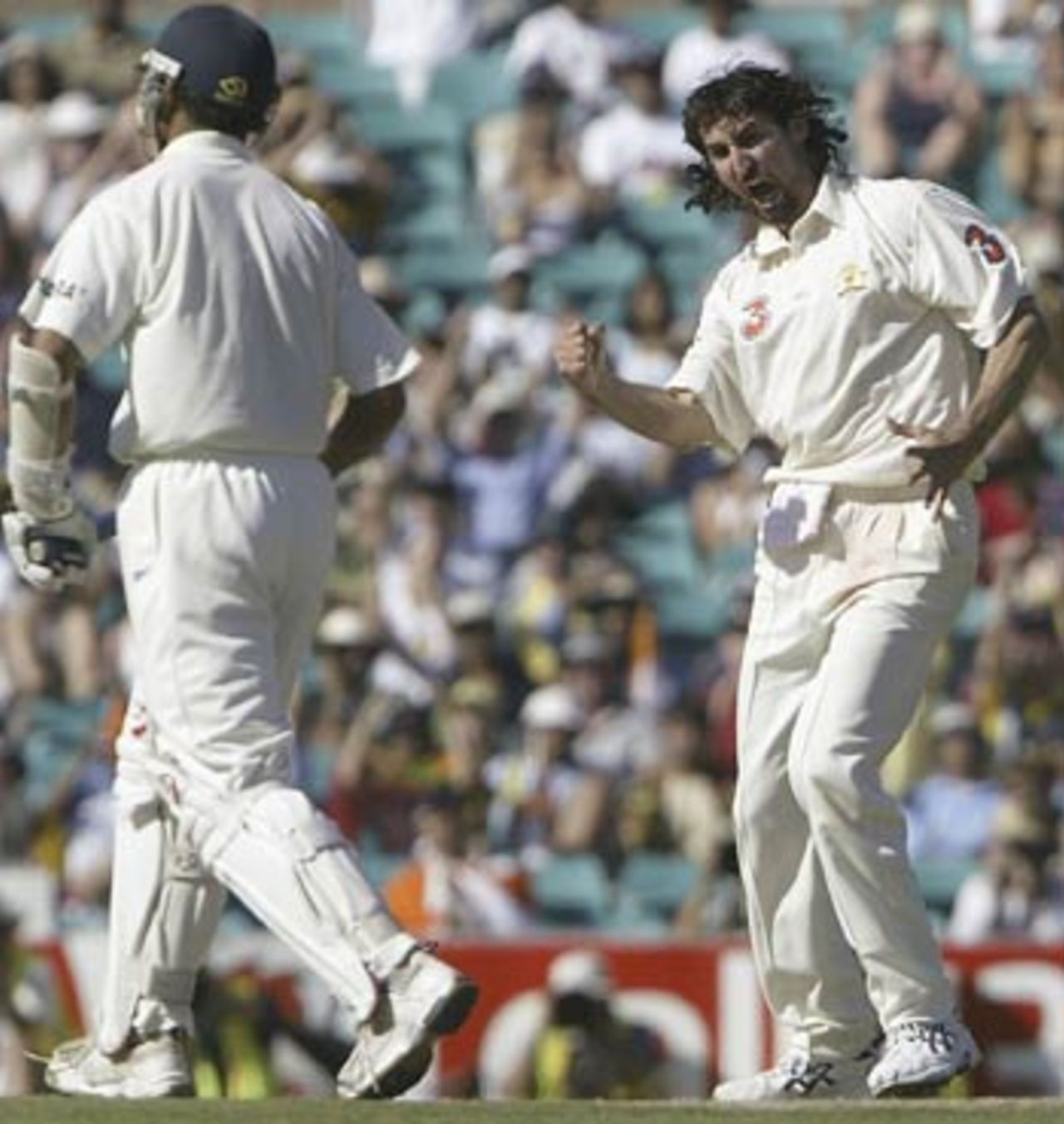 Sachin Tendulkar is watchful at the start | ESPNcricinfo.com