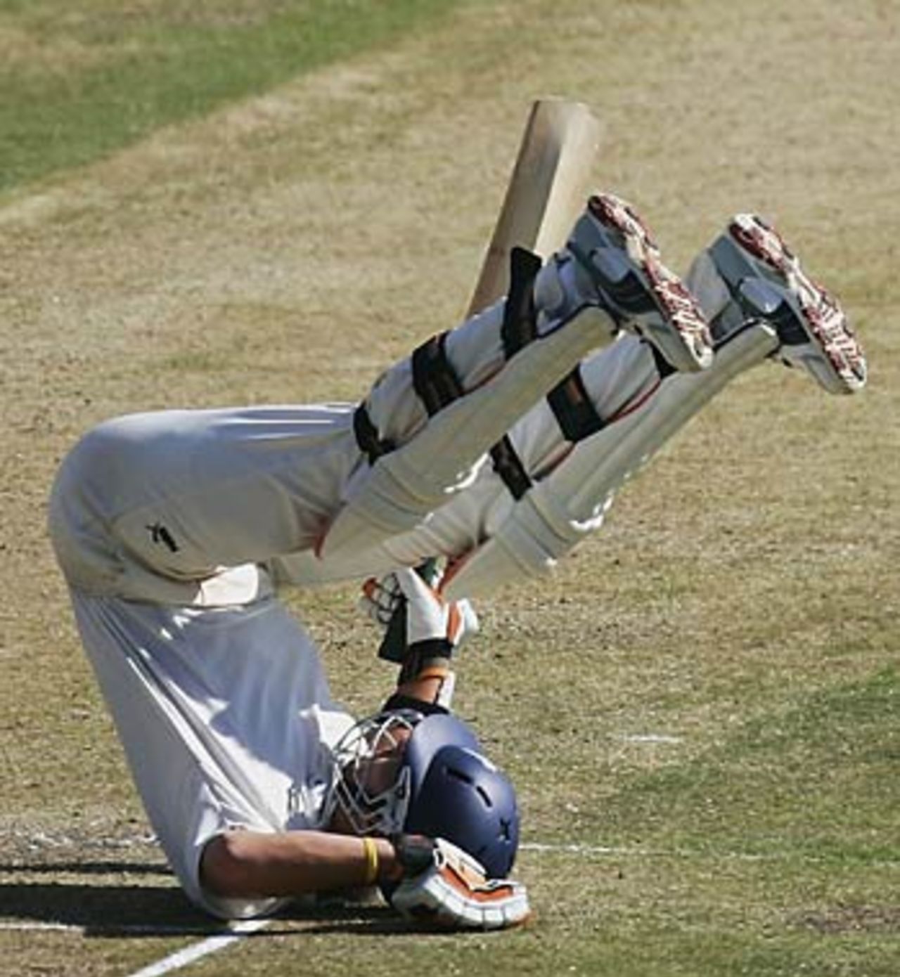 Simon Jones dumped on his backside by Andre Nel | ESPNcricinfo.com
