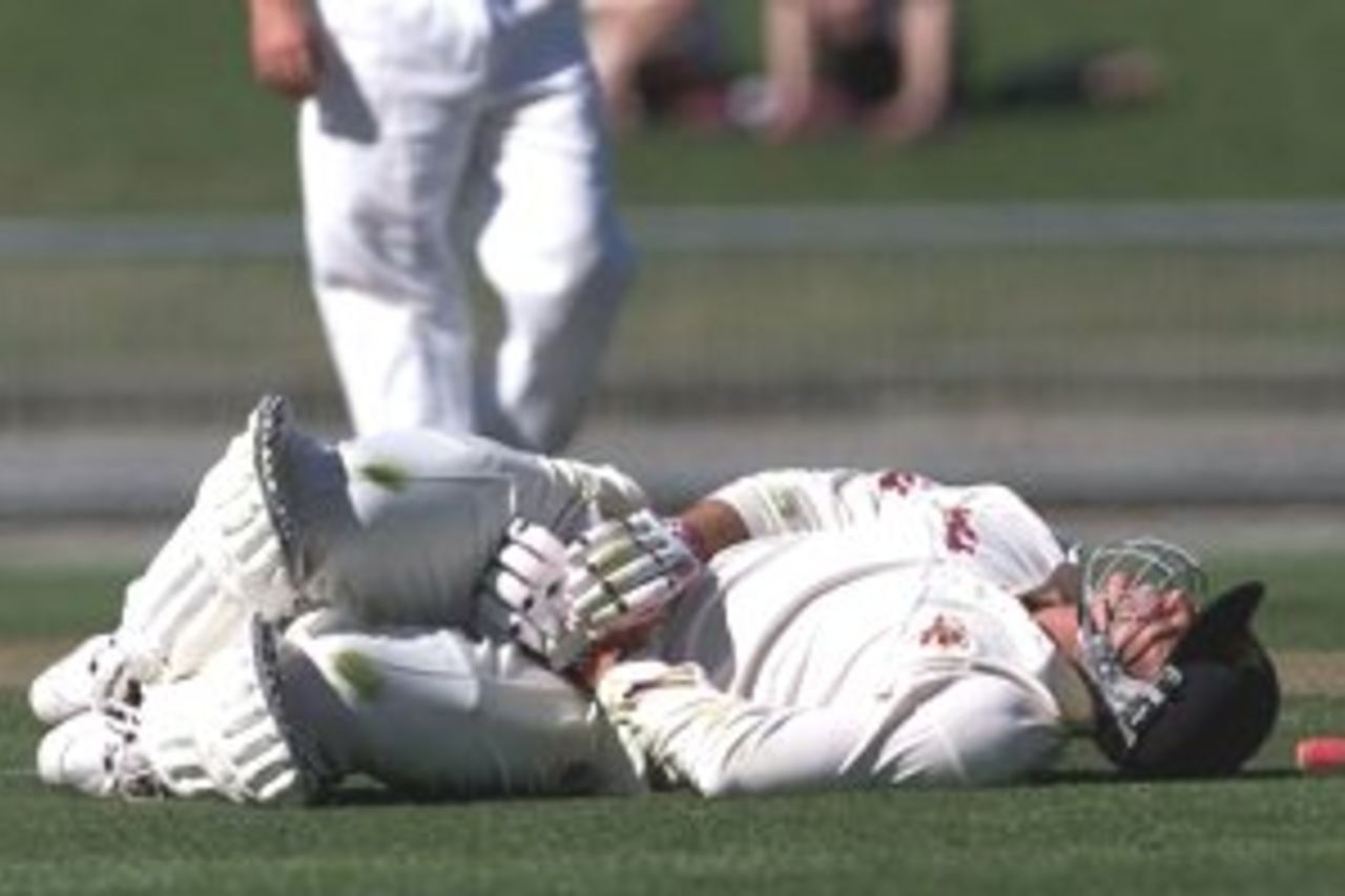 Matthew Hayden after being struck in the groin, Central Districts v ...