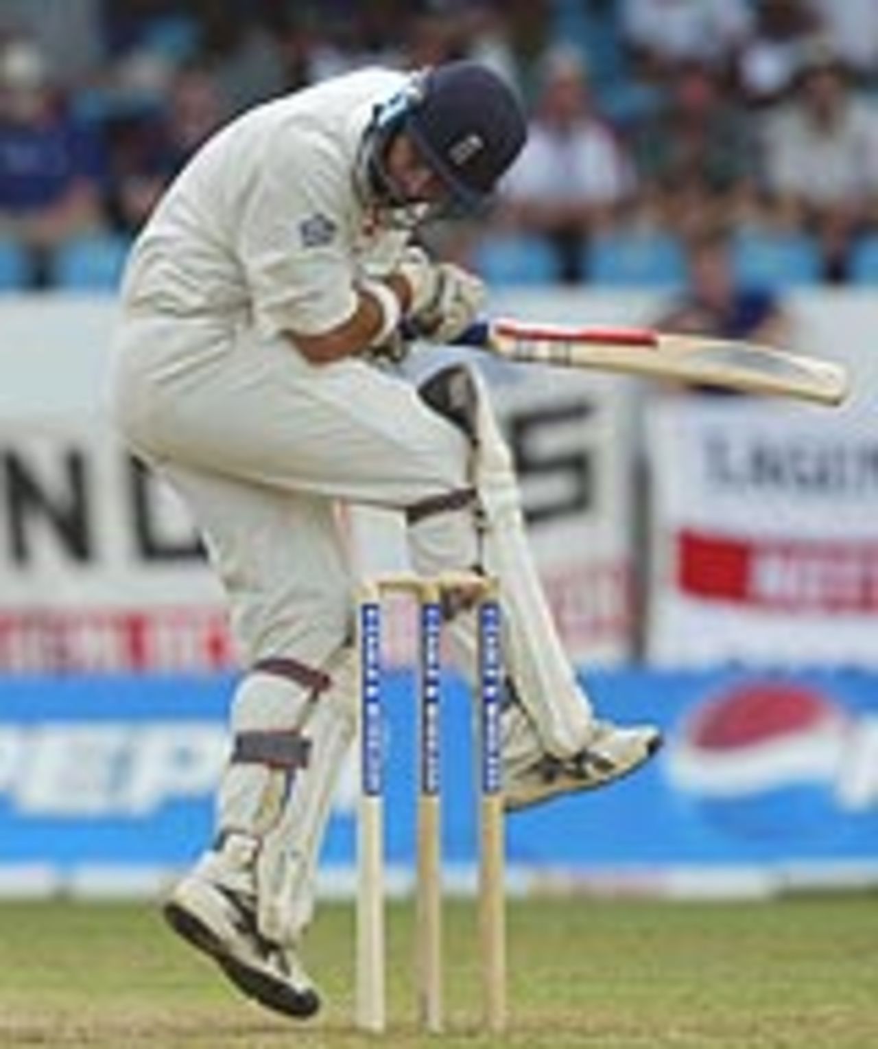 Mohammad Kaif celebrates after guiding India to victory | ESPNcricinfo.com